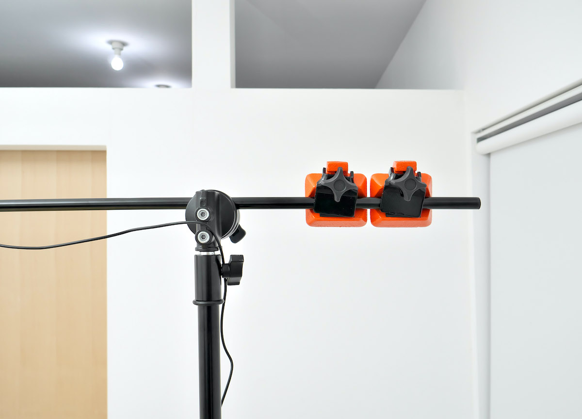 【おすすめ撮影アクセサリー】地味な存在だけど便利！Manfrotto ミニカウンターウエイト1.3kg – 物と音